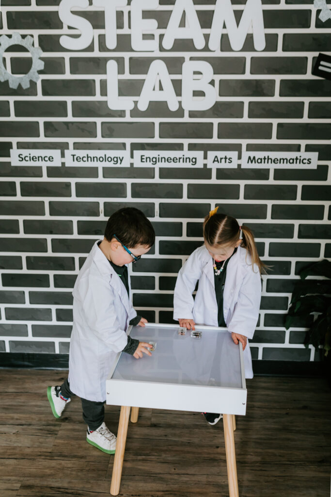 What is Big Thinkers STEM? - Lifelong Learning Centres